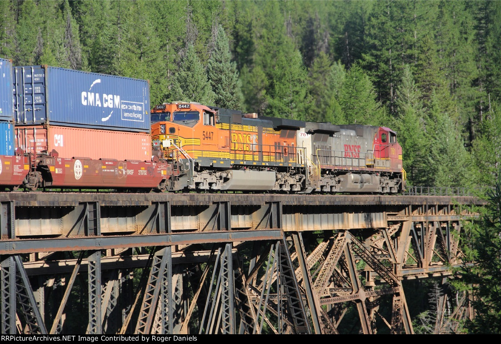 BNSF 5447